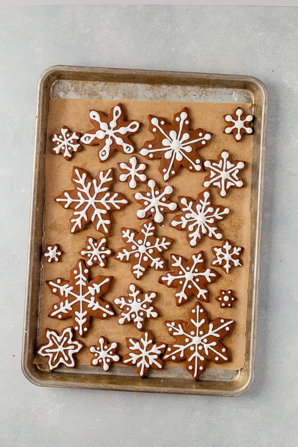 Gingerbread Snowflake Cookies | What Molly Made