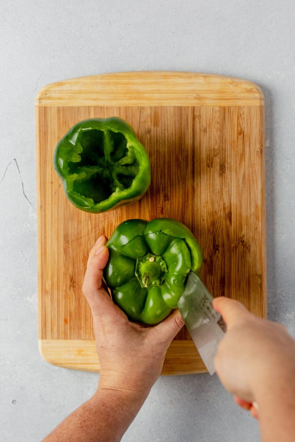 How to Cut a Bell Pepper (Step-By-Step Guide)