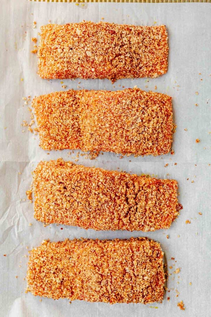Almond Crusted Salmon Recipe with Honey Mustard