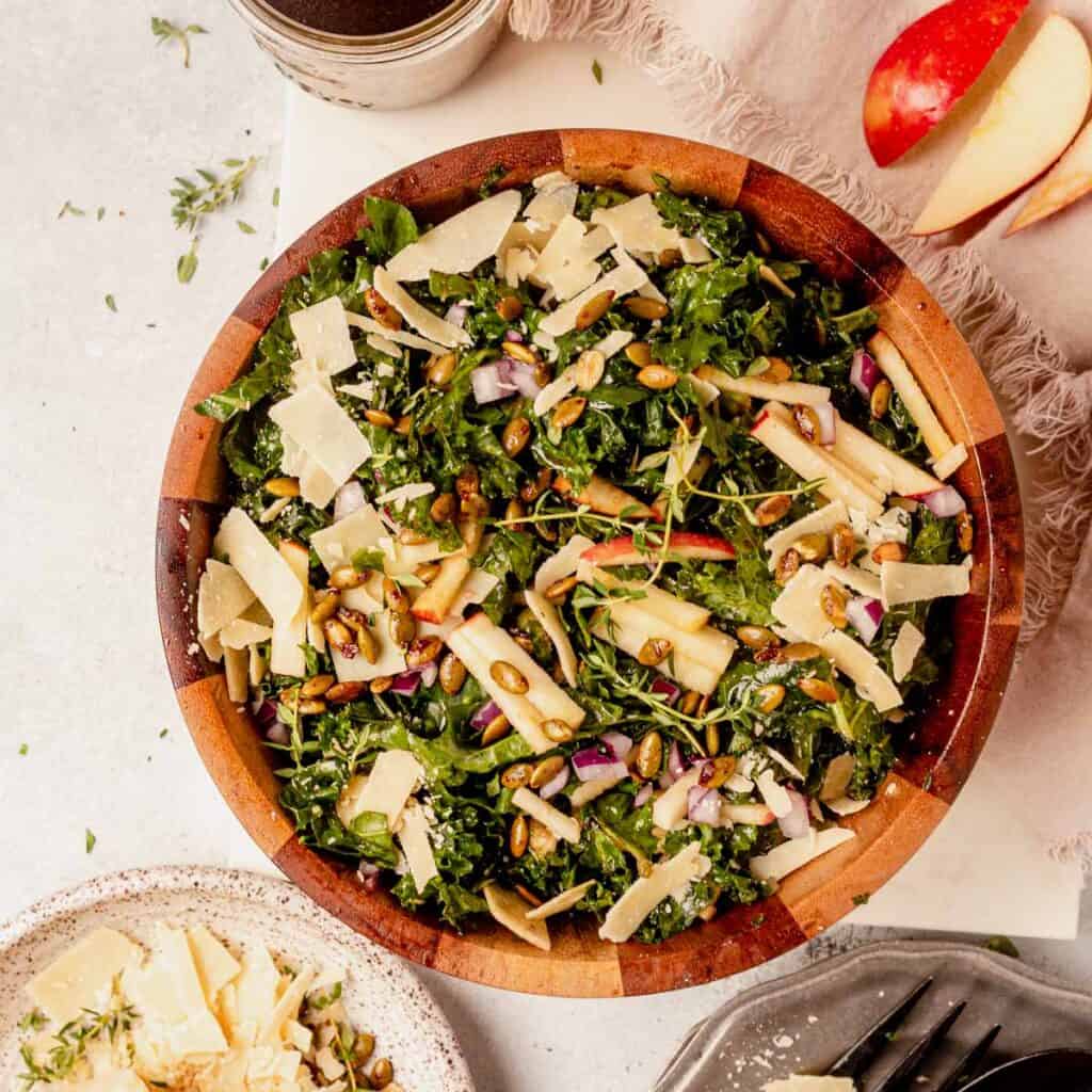 Simple Kale Apple Salad with Balsamic Dressing