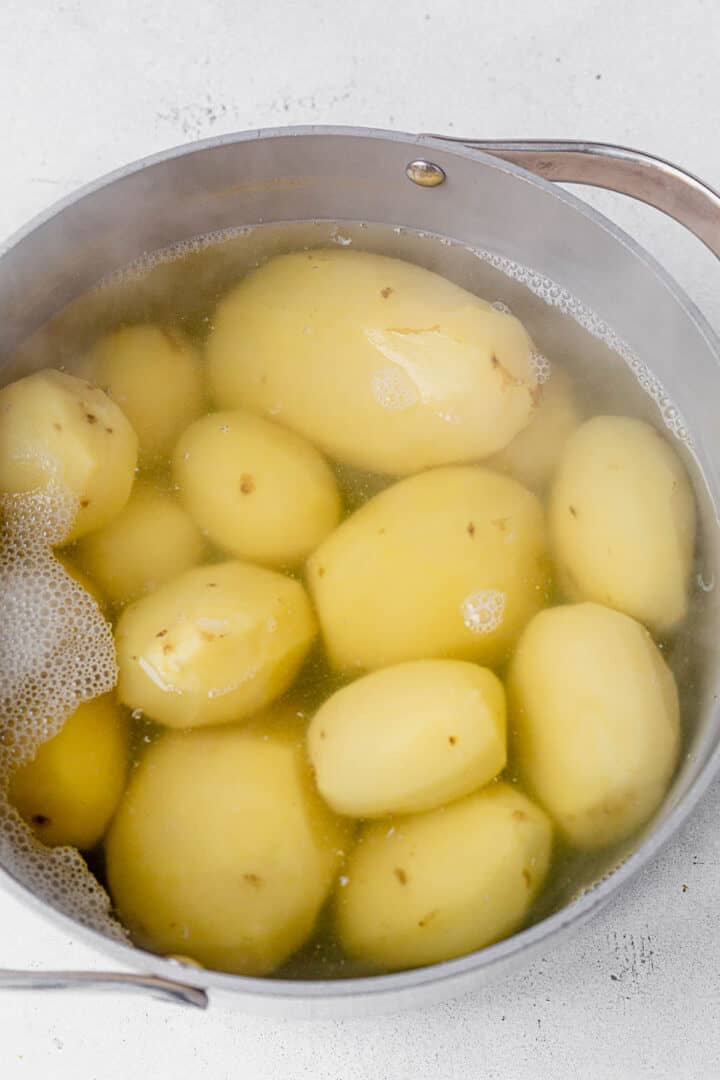 How to Thicken Mashed Potatoes Quick (3 Easy Ways)