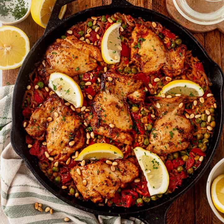 One Pot Spanish Chicken and Rice (Arroz con Pollo)