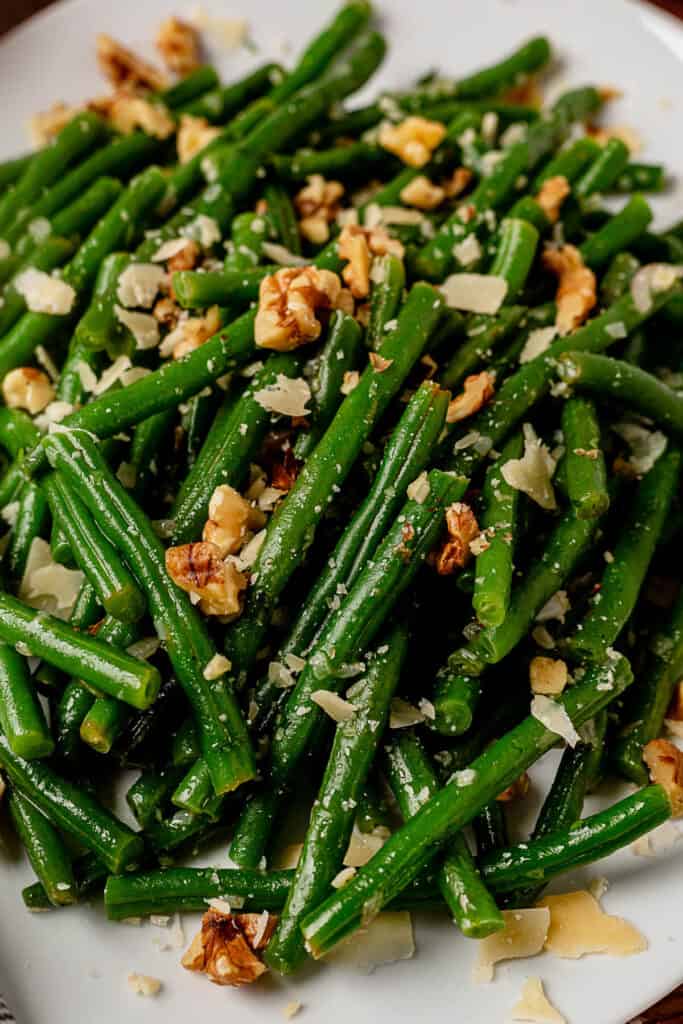 French Green Beans (Haricot Verts) with Garlic and Shallots