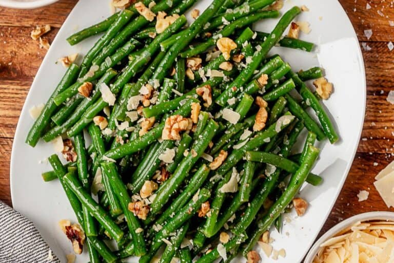 French Green Beans (Haricot Verts) with Garlic and Shallots