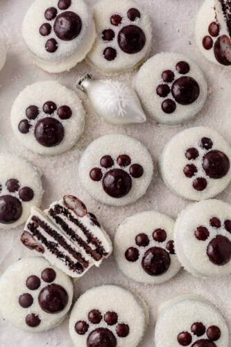 Oreo Polar Bear Paws | What Molly Made